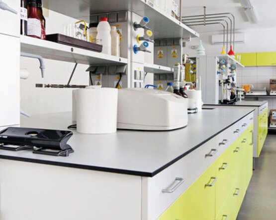 Kompaktní desky Fundermax pro interiéry | JAF HOLZ