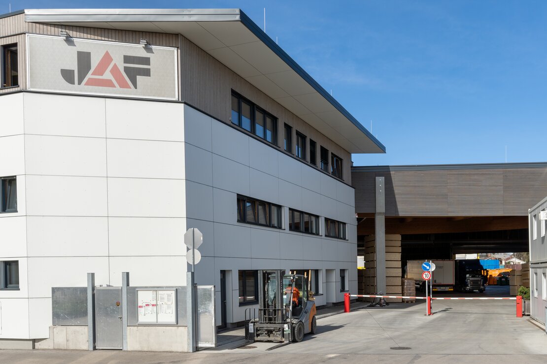 JAF- Möbelteile-Produktion | Standorte | J. u. A. Frischeis