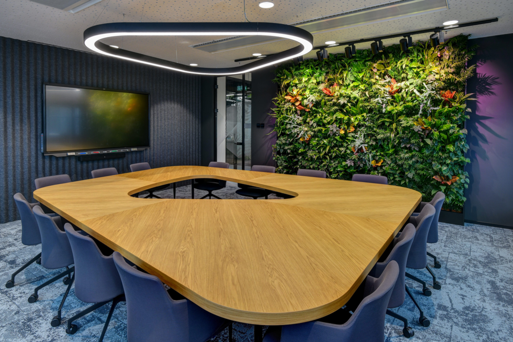 Proiecte de Referință | Holver