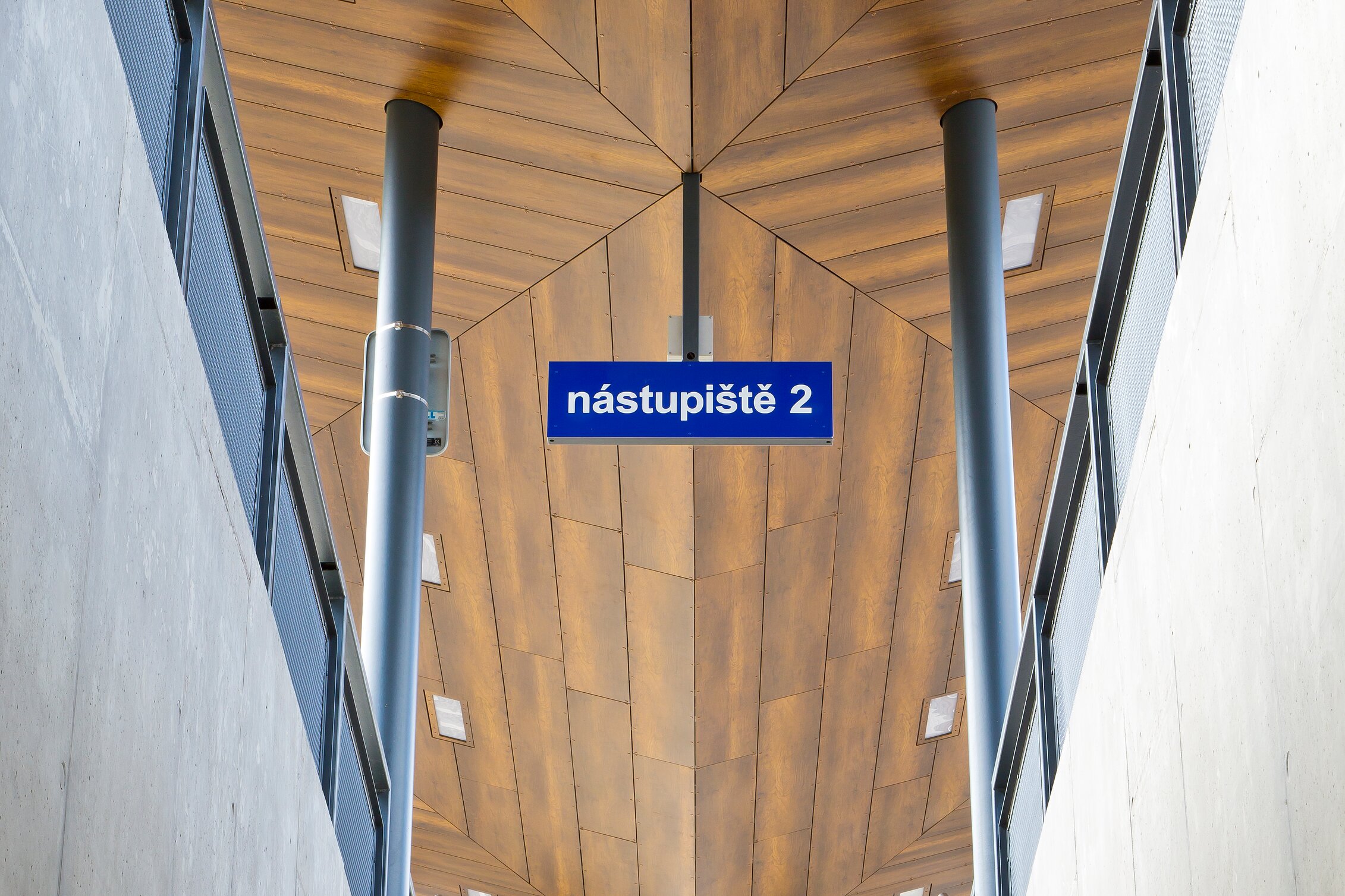 Kompaktní desky Fundermax pro venkovní použití | JAF HOLZ