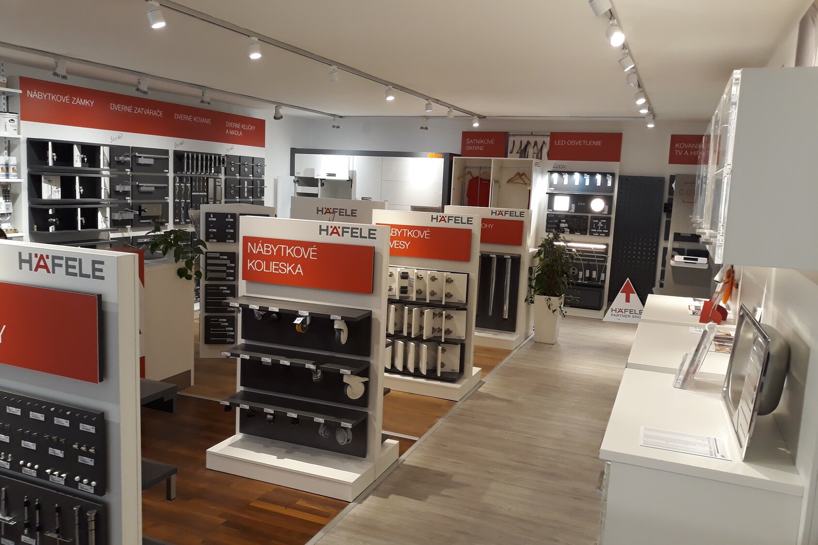 Nábytkové kování Häfele | JAF HOLZ