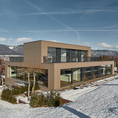 Fundermax | JAF blagovne znamke| J. u. A. Frischeis