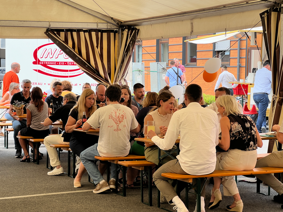 JAF Stockerau feiert den Sommer | J. u. A. Frischeis